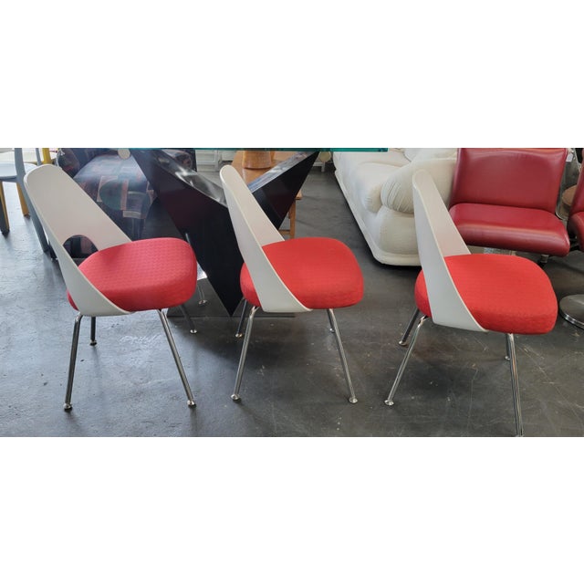 Saarinen Executive Armless Chair With Plastic Back by Knoll-Set of 3 ...