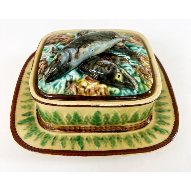 Antique 19th Century English Majolica Hand-Painted Yellow Sardine Box W ...