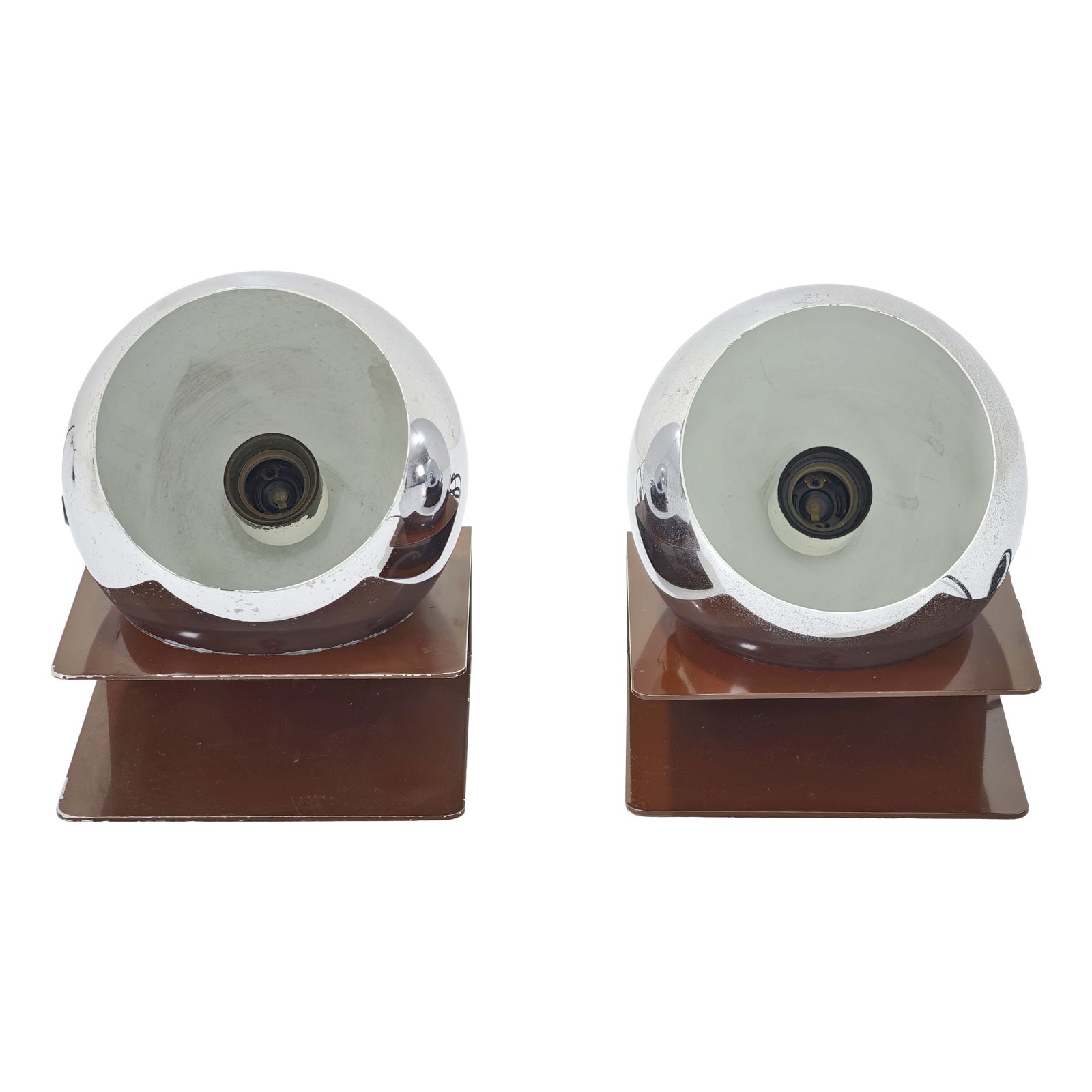 Mid-Century Modern Chromed Metal and Brown Enameled Aluminum Table ...