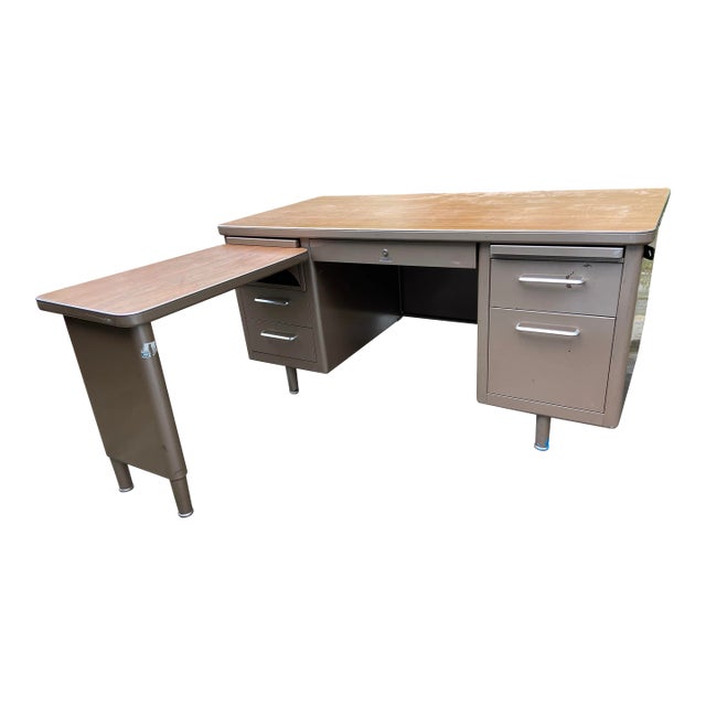 Steelcase metal desk store