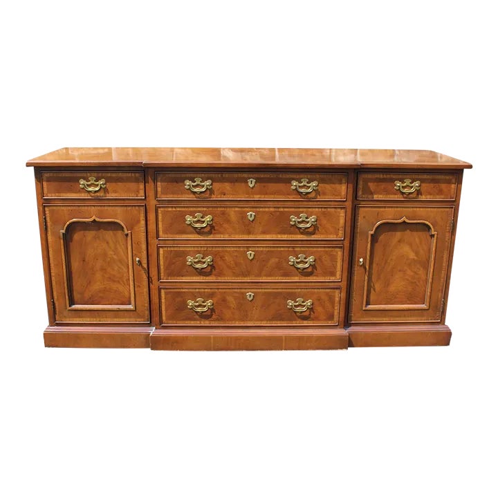 Henredon 18th Century Portfolio Walnut Veneer Buffet | Chairish