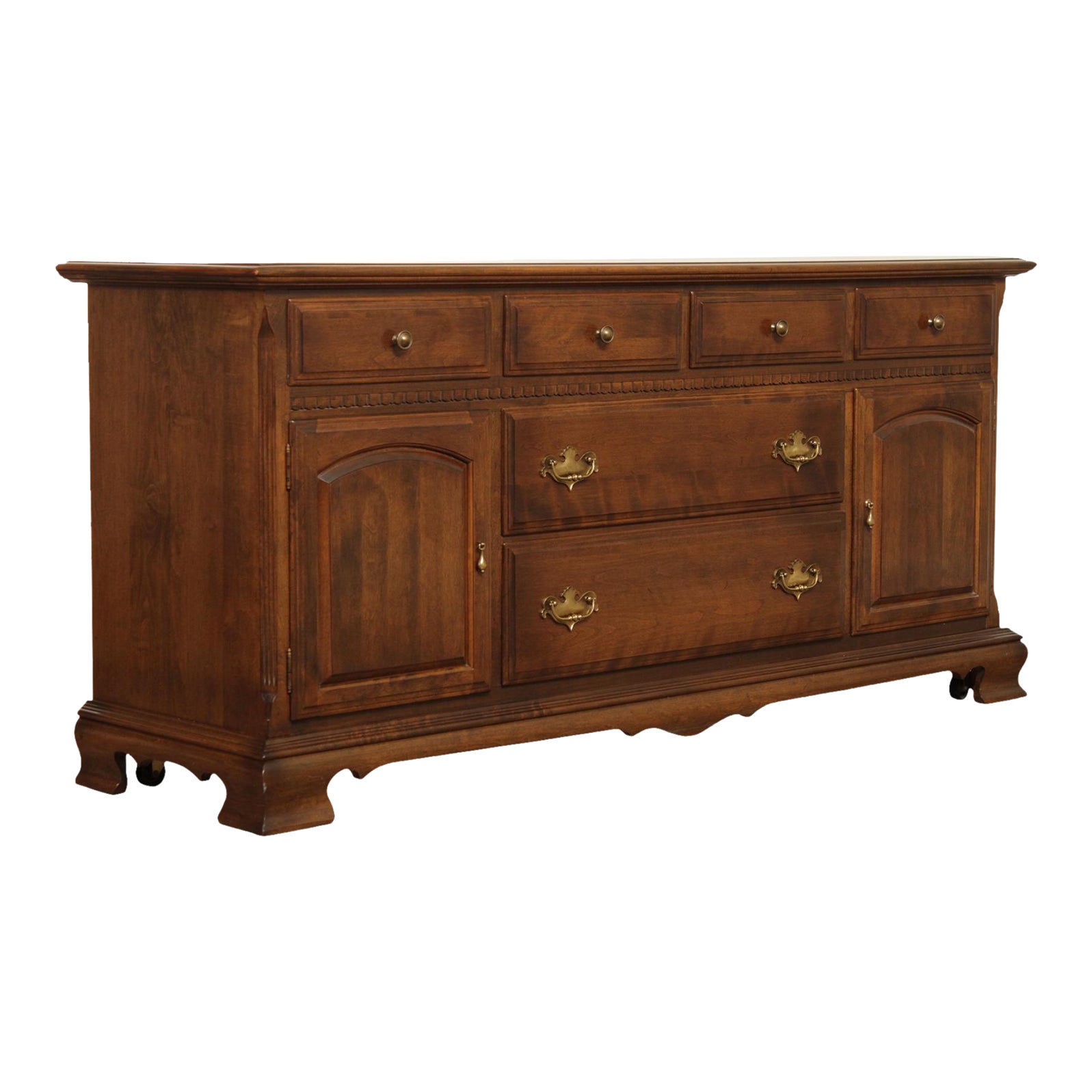 1970s Ethan Allen 'Classic Manor' Maple Triple Dresser | Chairish