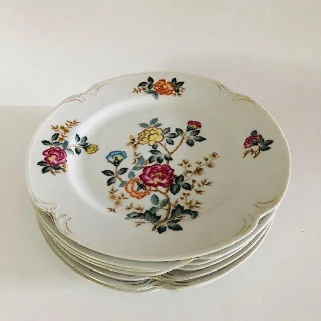 Vintage Charm Crest Fine China Mayfair Dinner Plates - Set of 8 | Chairish