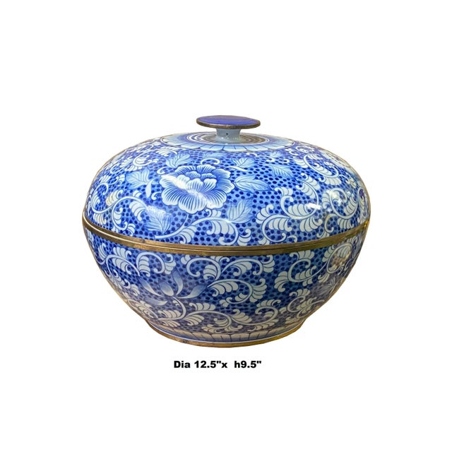 Vintage Blue White Porcelain Floral Pattern Accent Round Box Display ...