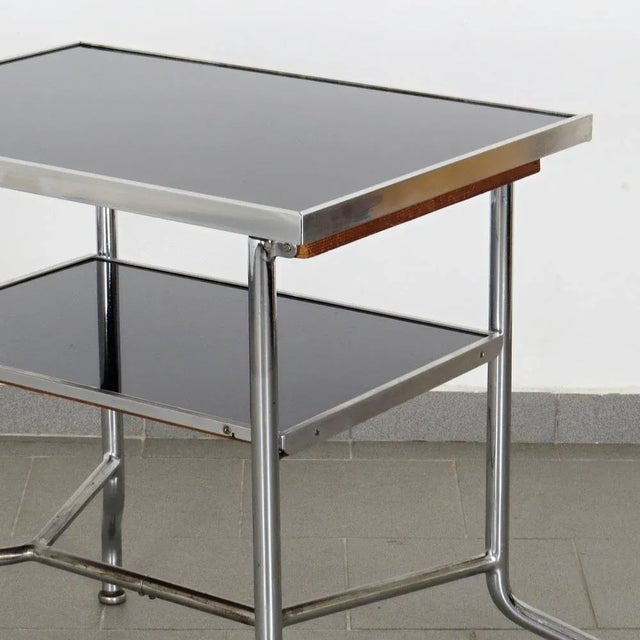 Tubular Side Table in Chrome and Glass | Chairish