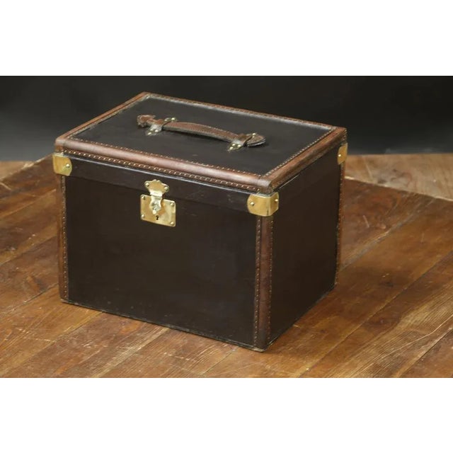 Traraz Brand Hat Trunk | Chairish