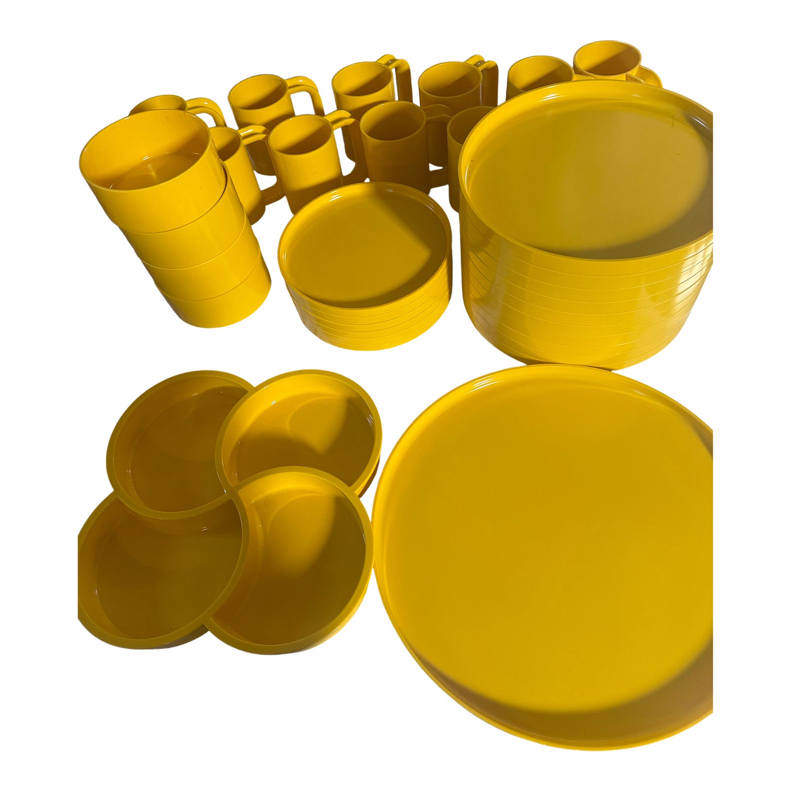1950s Heller Design by Massimo Vignelli 33 Piece Yellow Set MCM | Chairish