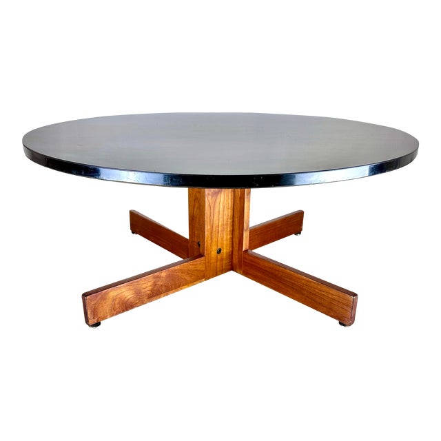 Mid Century Scandinavian Modern Round Coffee Table by Stendig | Chairish