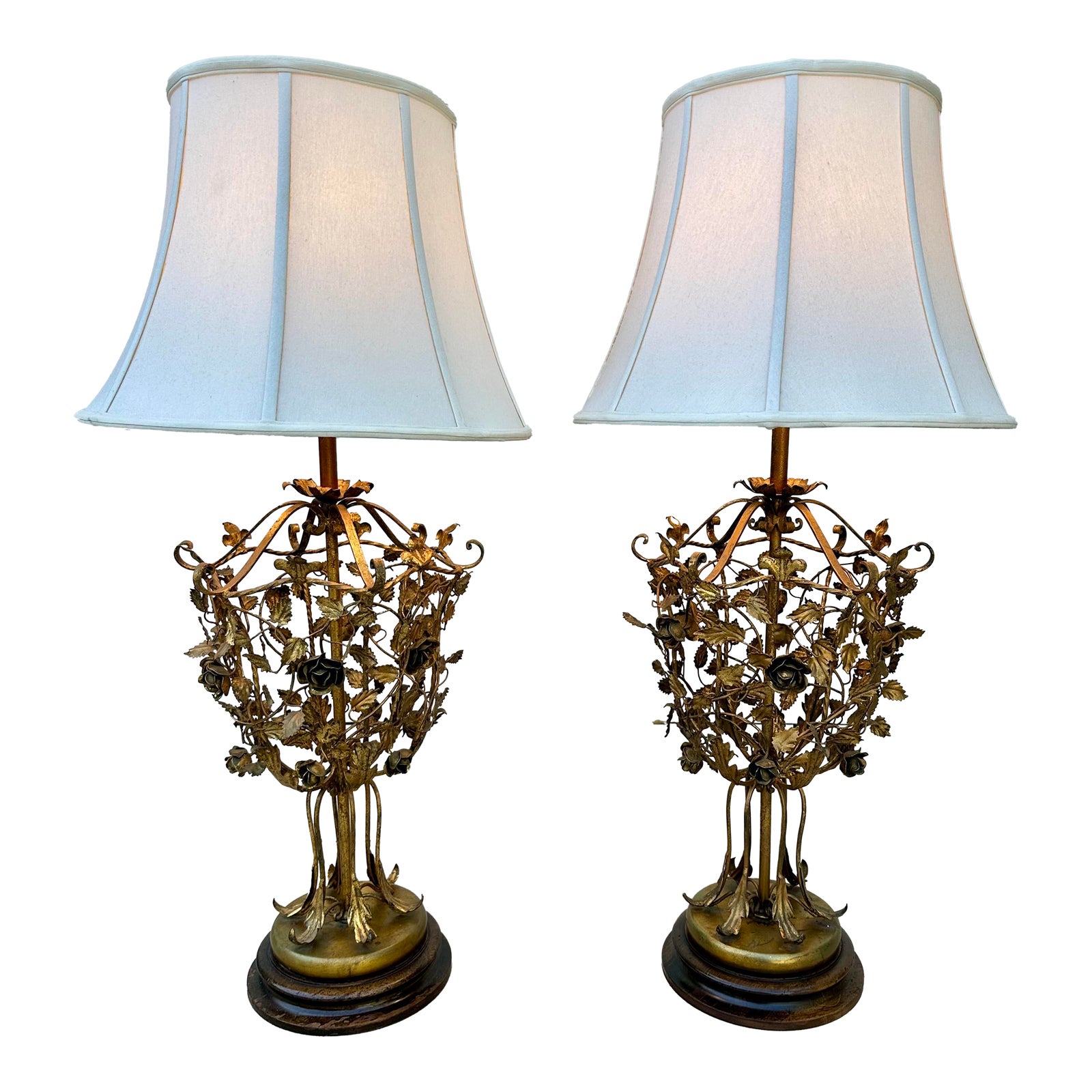 Pair of Italian Mid-Century Gilt Tole Rose & Leaf Table Lamps – Hollywood Regency | Chairish