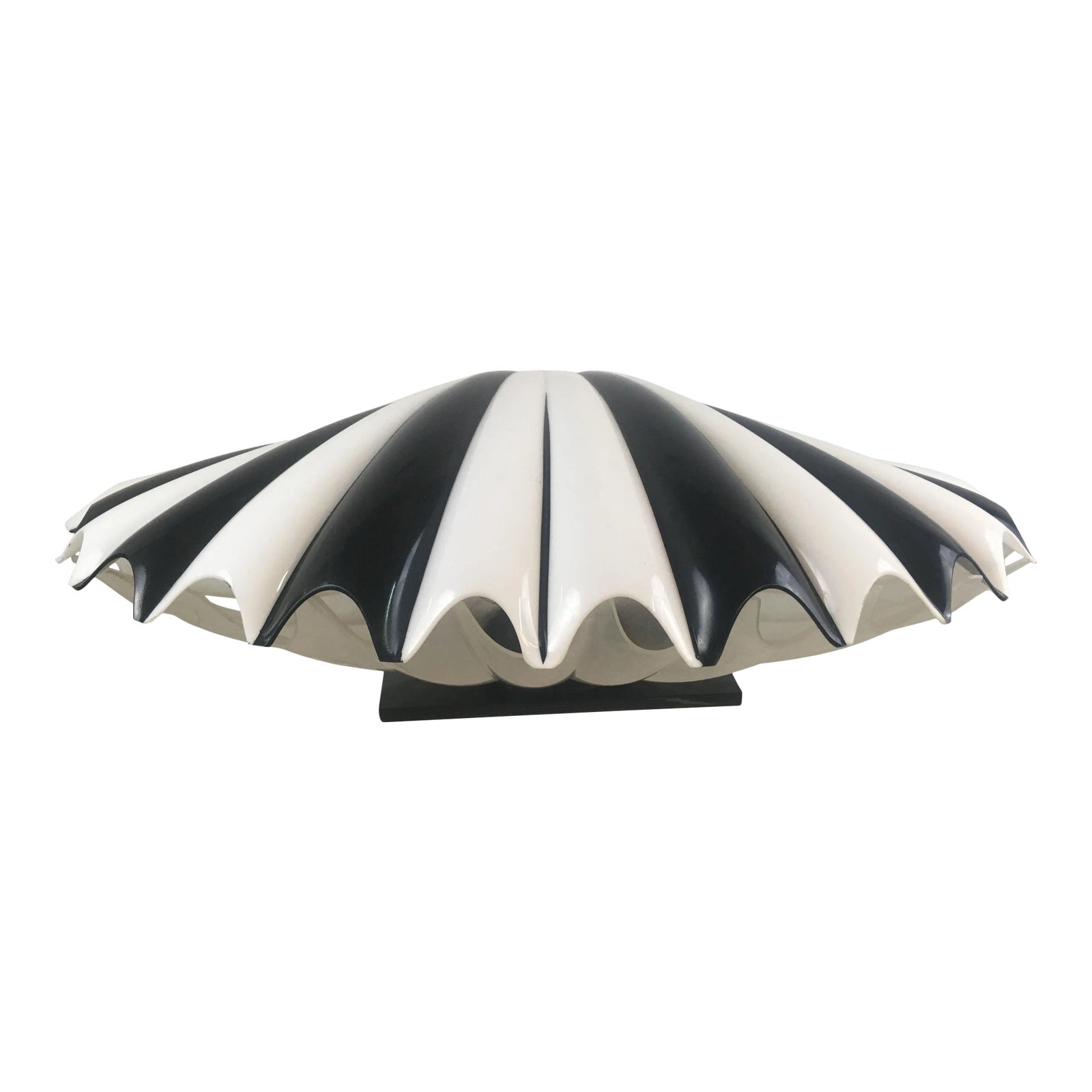 Midcentury Lucite Rougier Clam Shell Lamp | Chairish