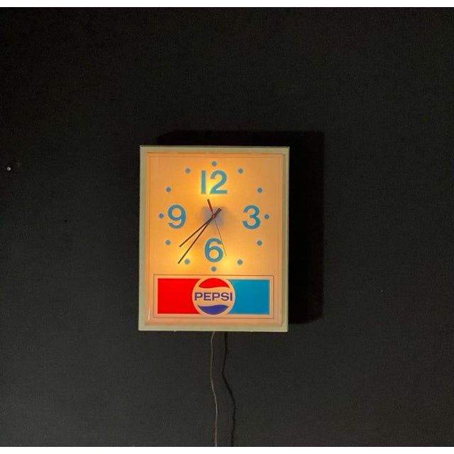 Vintage Lighted 1970s Pepsi Electric Sign Advertisement Wall Clock ...