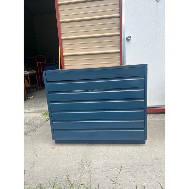 Vintage Sligh Mid-Century Hague Blue Lacquered Bachelors Chests ...