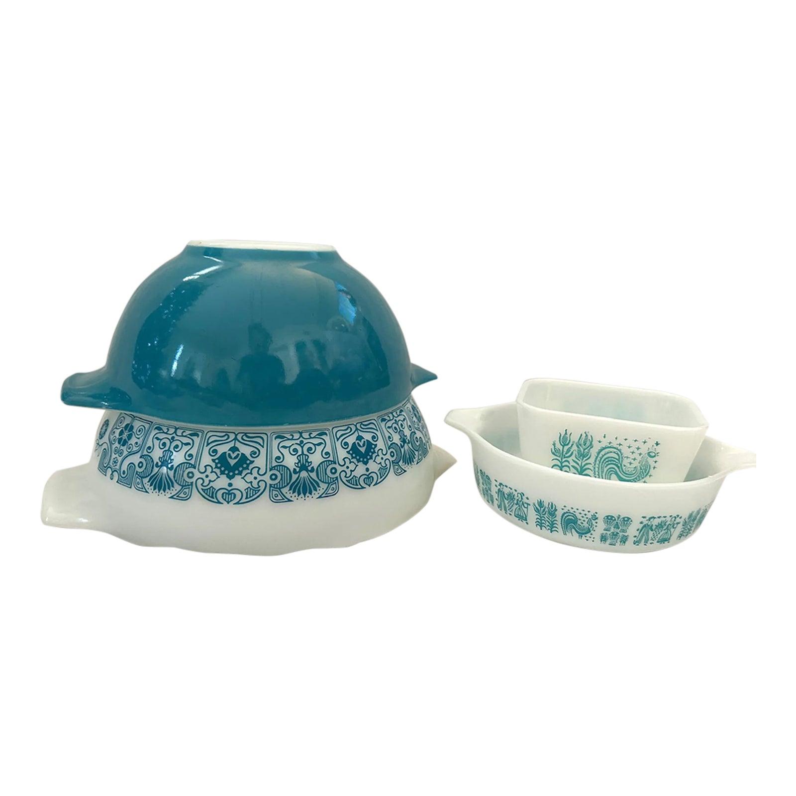 Vintage Horizon Blue & Turquoise Pyrex Set of 4 | Chairish