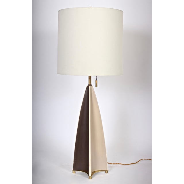 1950s Gerald Thurston Lightolier Porcelain "Fin" Table Lamp | Chairish
