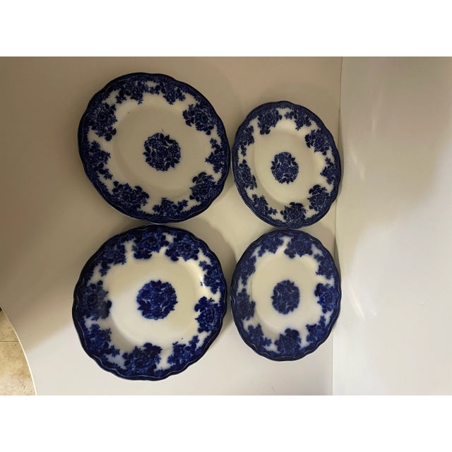 Flow Blue Dinner Plates - Antique English Blue and White Porcelaiin ...