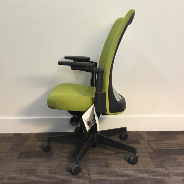 Knoll Remix Modern Office Chair - Green | Chairish