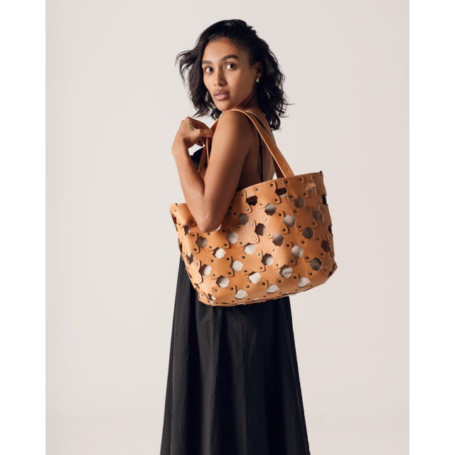Carolyn Midtown Tote - Light Tan With Natural Off-White Liner | Chairish