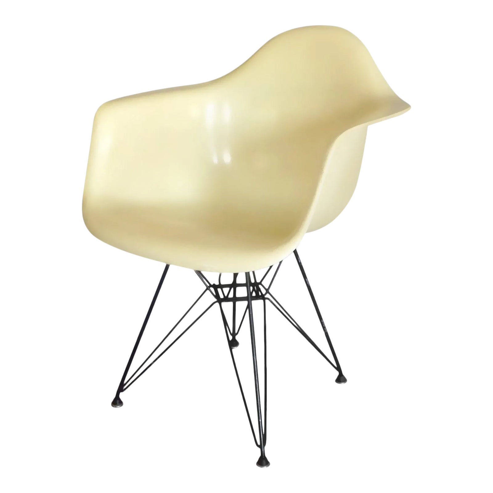 Big Biscuit Eames Zenith Ivory Dar Fiberglass Eiffel Tower Base Chair ...