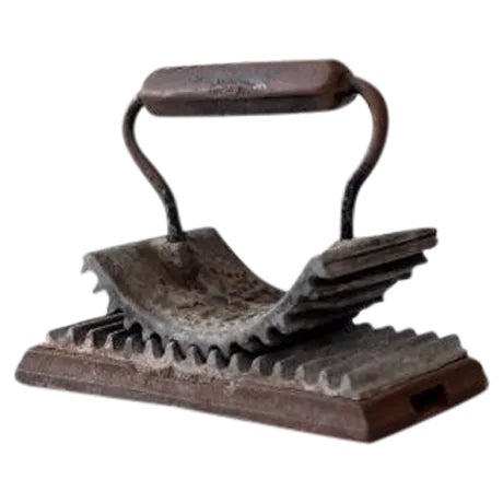 Antique Geneva Hand Fluter Iron | Chairish