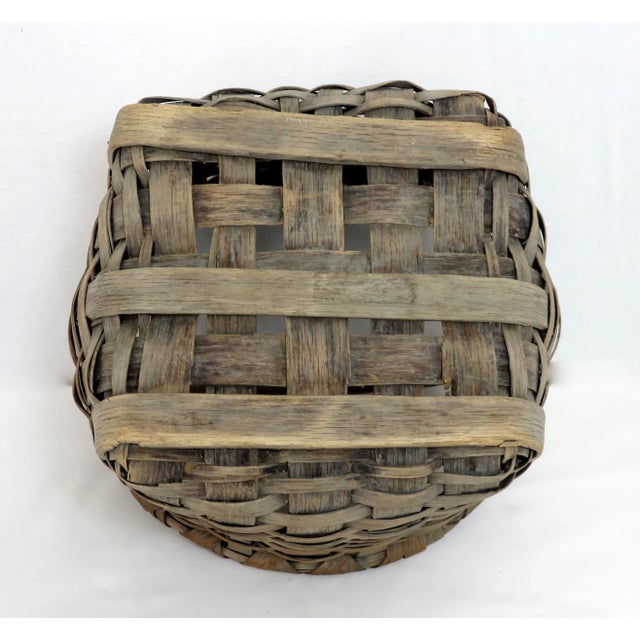 Big Antique Rustic American Primitive Hand Woven Basket | Chairish