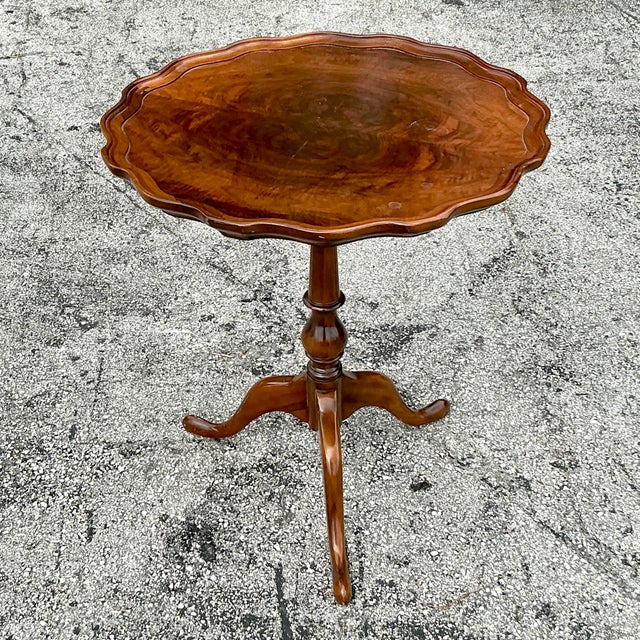 Vintage Regency Pie Crust Tilt Table | Chairish