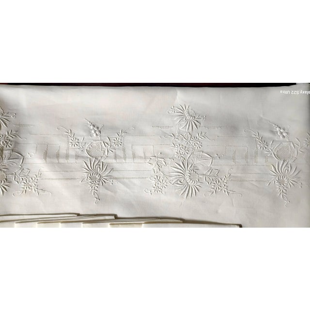 Beautiful Vintage Chinese Embroidered Fine Linen Tablecloth W/8 ...