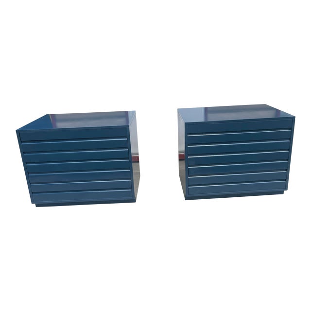 Vintage Sligh Mid-Century Hague Blue Lacquered Bachelors Chests ...