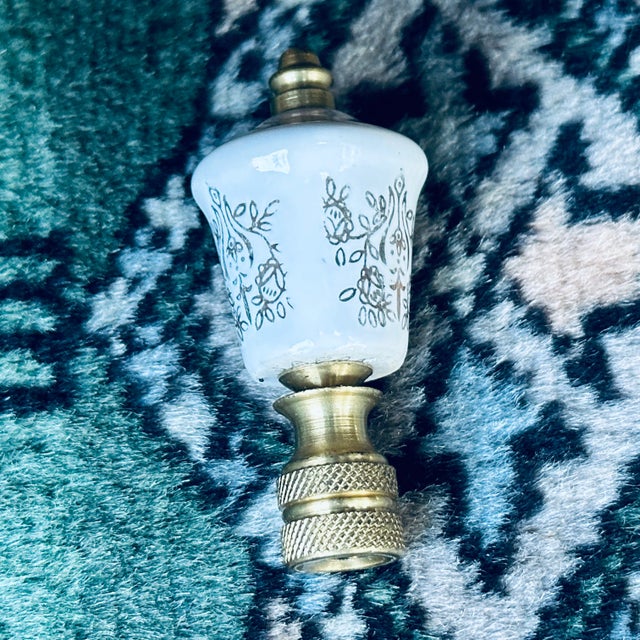 Vintage Gold Decorated Ivory Porcelain and Brass Lamp Finial From Japan ...