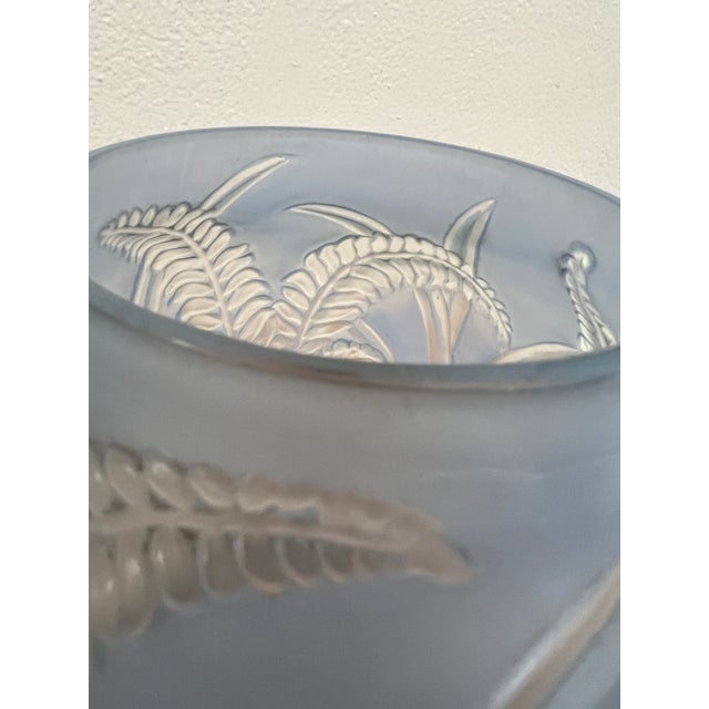 Vintage Phoenix Glass Blue Fern Frosted and Clear Artware Sculpted Vase ...