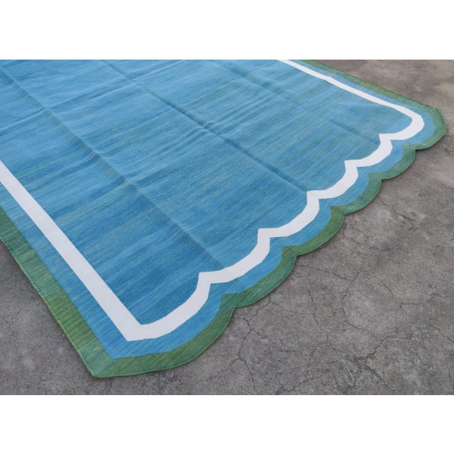 Handmade Cotton Vegetable Dyed Scalloped Edge Rug Teal Blue With Cream ...