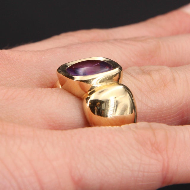 French Modern 3.60 Cartas Amethyst 18 Karat Yellow Gold Bangle Ring ...