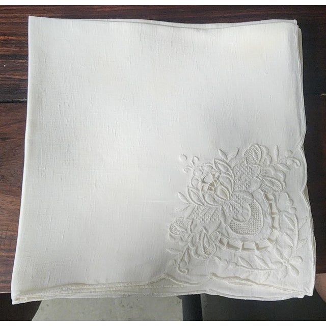 Beautiful Vintage Italian Embroidered Fine Linen Napkins - Set of 8 ...
