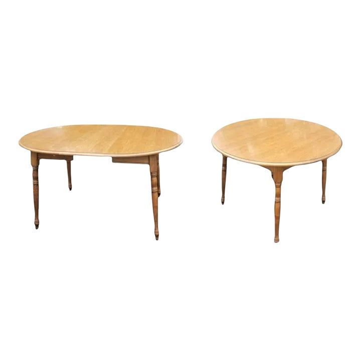 Early American Style Maple Small Dining or Kitchen Table | Chairish