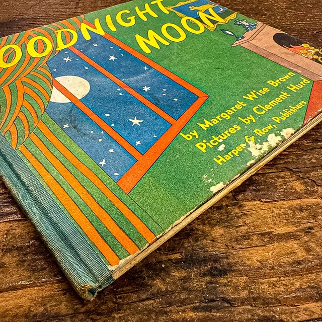 Rare "Goodnight Moon" Children's Book From 1947 | Chairish