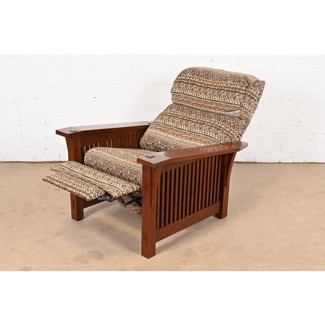 Stickley Mission Arts & Crafts Cherry Wood Spindle Reclining Morris ...