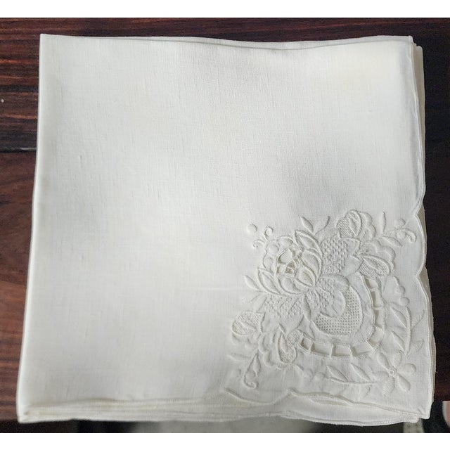 Beautiful Vintage Italian Embroidered Fine Linen Napkins - Set of 8 ...