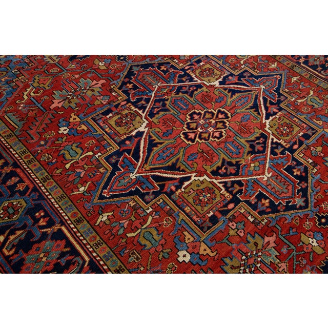 Red Antique Persian Heriz Handmade Wool Rug With Medallion Design ...
