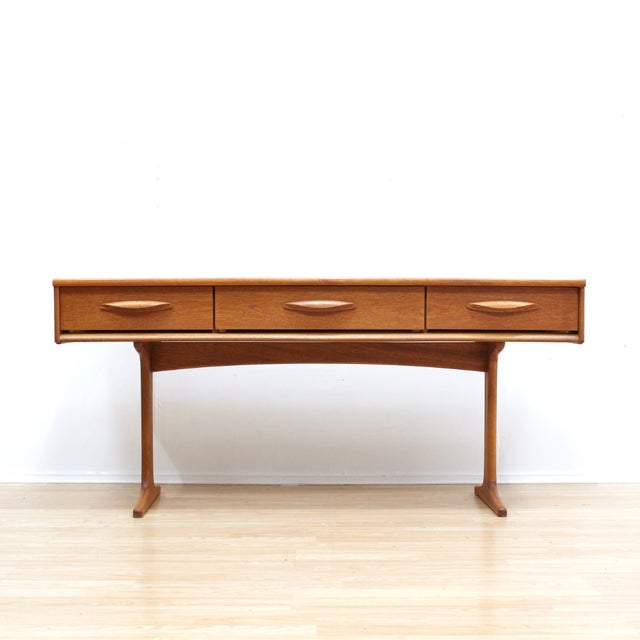 1960s Mid Century Console Table Dresser by Austinsuite | Chairish