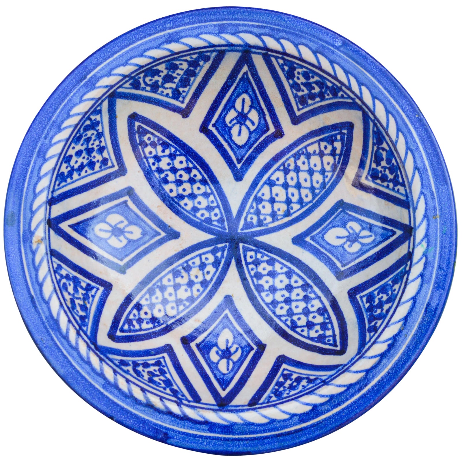 Early 20th Century Ceramic Wall Plate W/ Moresque Pattern | Chairish