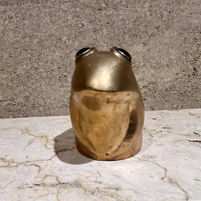 1960s Green Eyed Golden Brass Frog Sculpture Desk Paperweight | Chairish