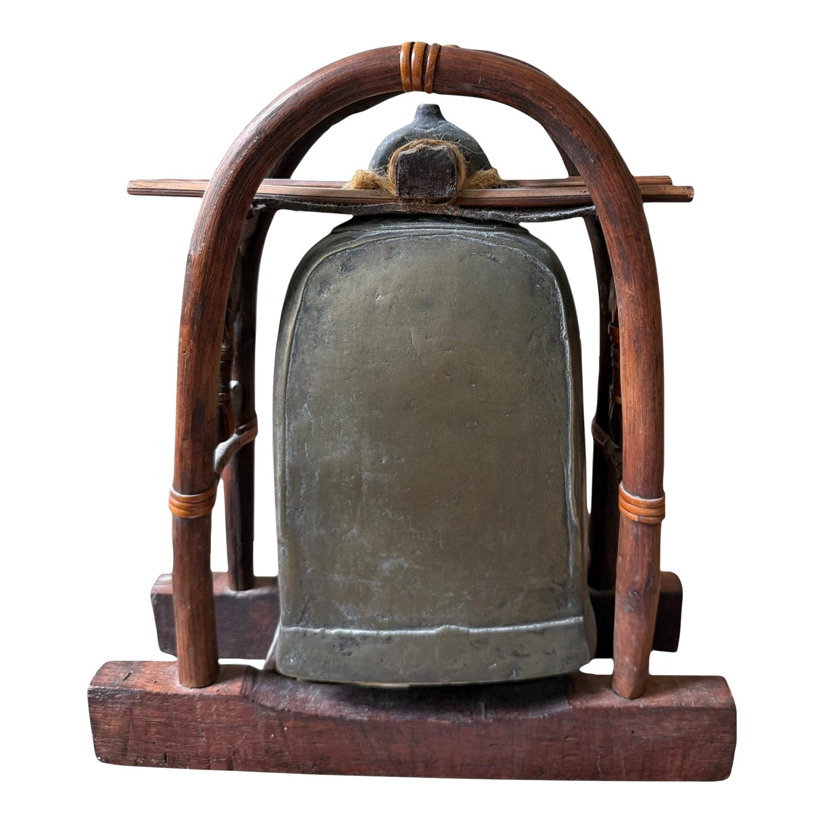 1930s Bronze Tempel Bell With Wooden Stand by Karen Hill Tribe in ...