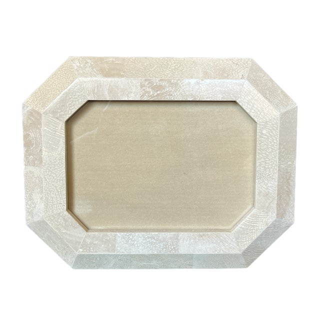 Creamy Beige Octagonal Marble Picture Frame With Cream Velvet Lining ...