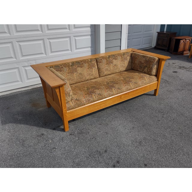 1990s Stickley Mission Oak Pegged Prairie Sofa | Chairish