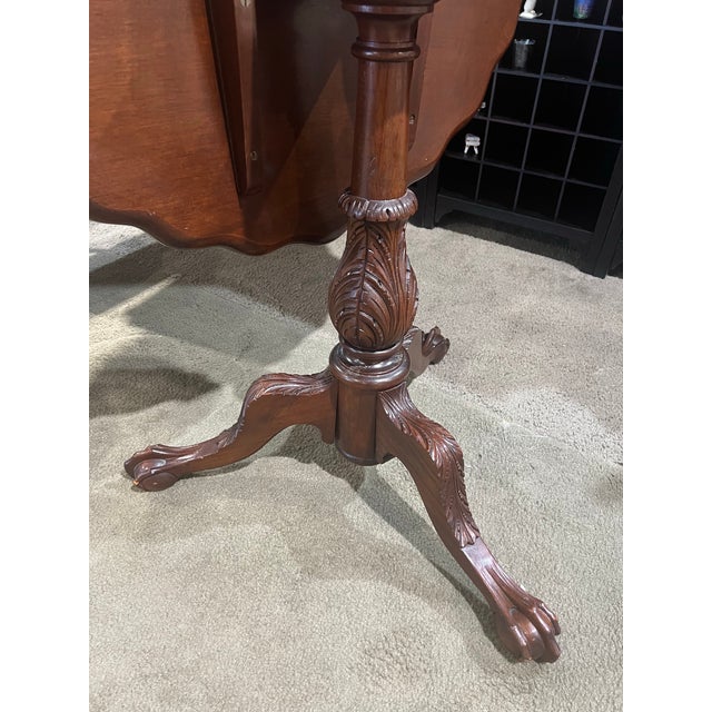 Vintage-Inspired Mahogany Tilt-Top Pie Crust Table | Chairish