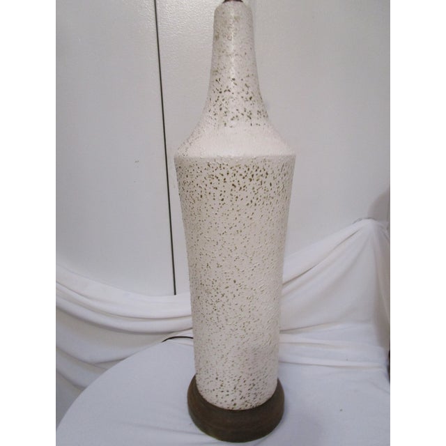 1950s Pair of White Plaster Mid Century Modern Lamps | Chairish