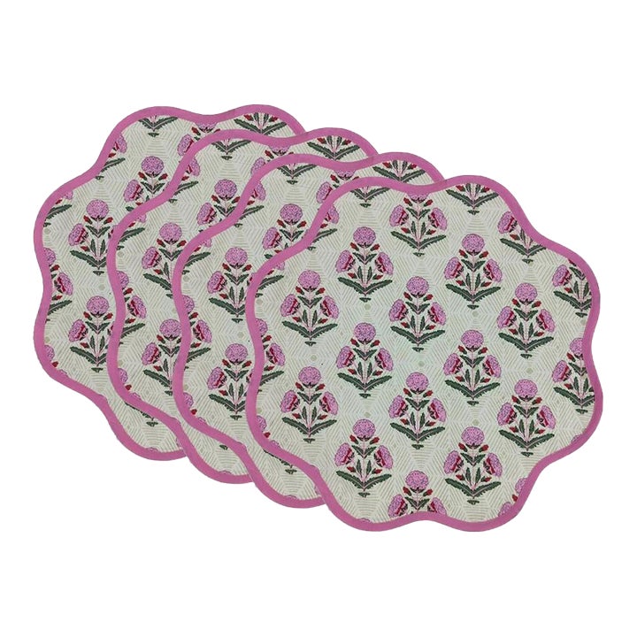 Handmade Round Scalloped Light Pink Poppy Placemats with Pink Trim ...