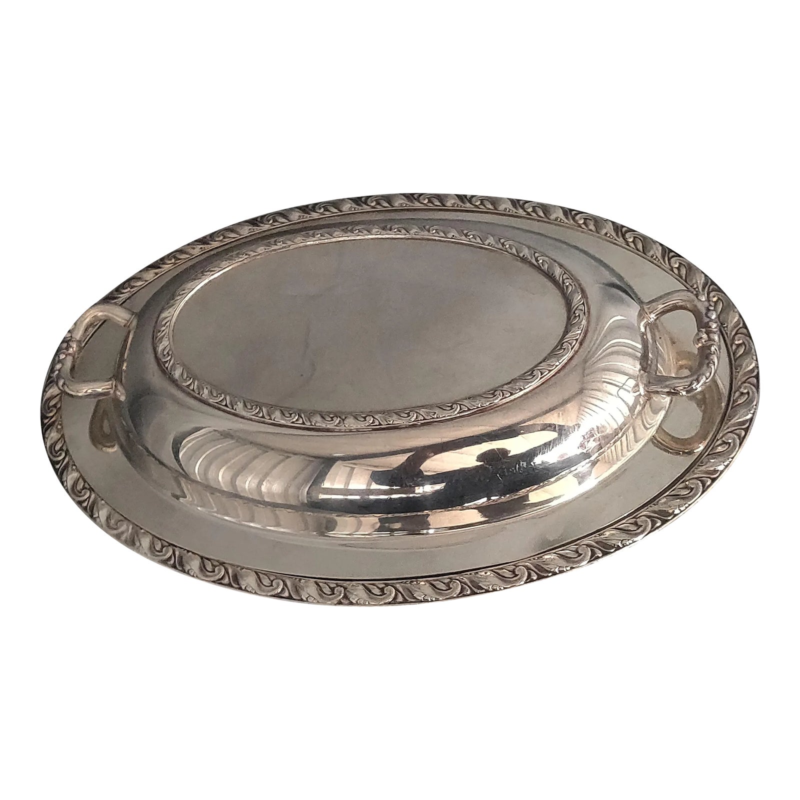 1940's Vintage Briarcliff Oneida Ltd. Lidded Silver Plated Dish | Chairish