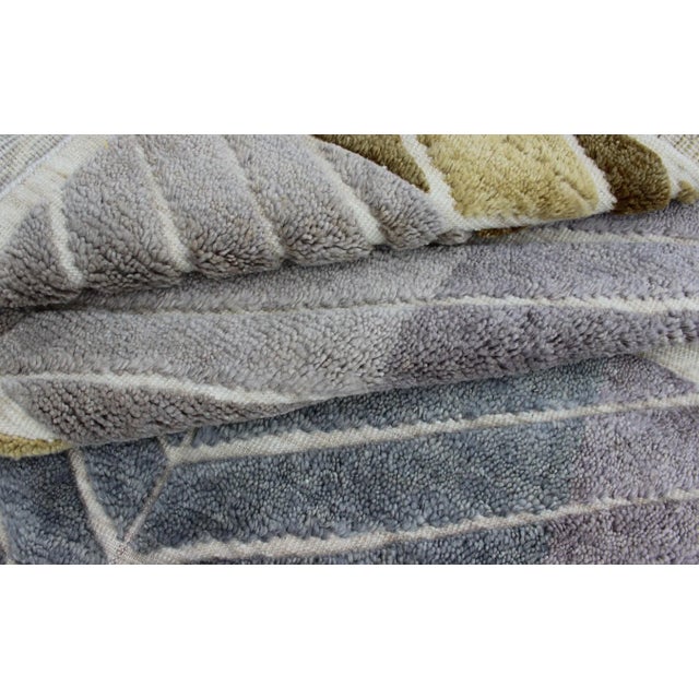 Modern Scandinavian/Swedish Design Rug in Hi-Low Pile in Gray, Purple ...