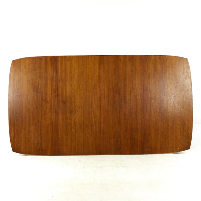 Lane Perception Mid Century Walnut Expanding Dining Table With 2 Leaves ...