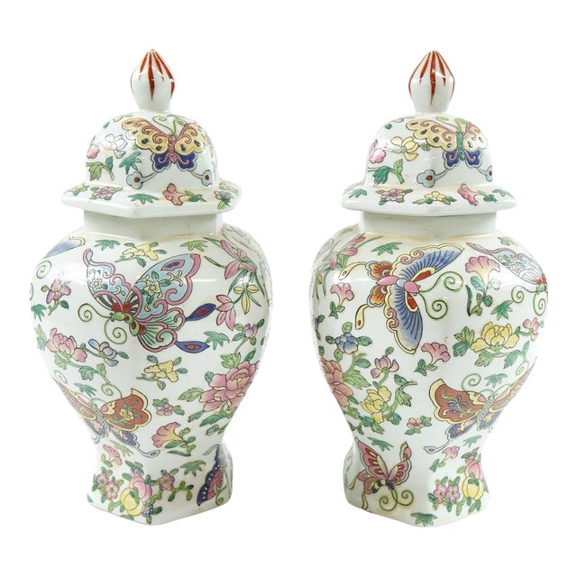 18th Century Antique Chinese Porcelain Jars Marking on the Bottom - A ...
